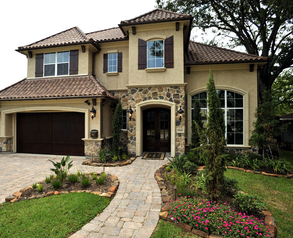 Traditional Exterior - Traditional - Exterior - Houston | Houzz