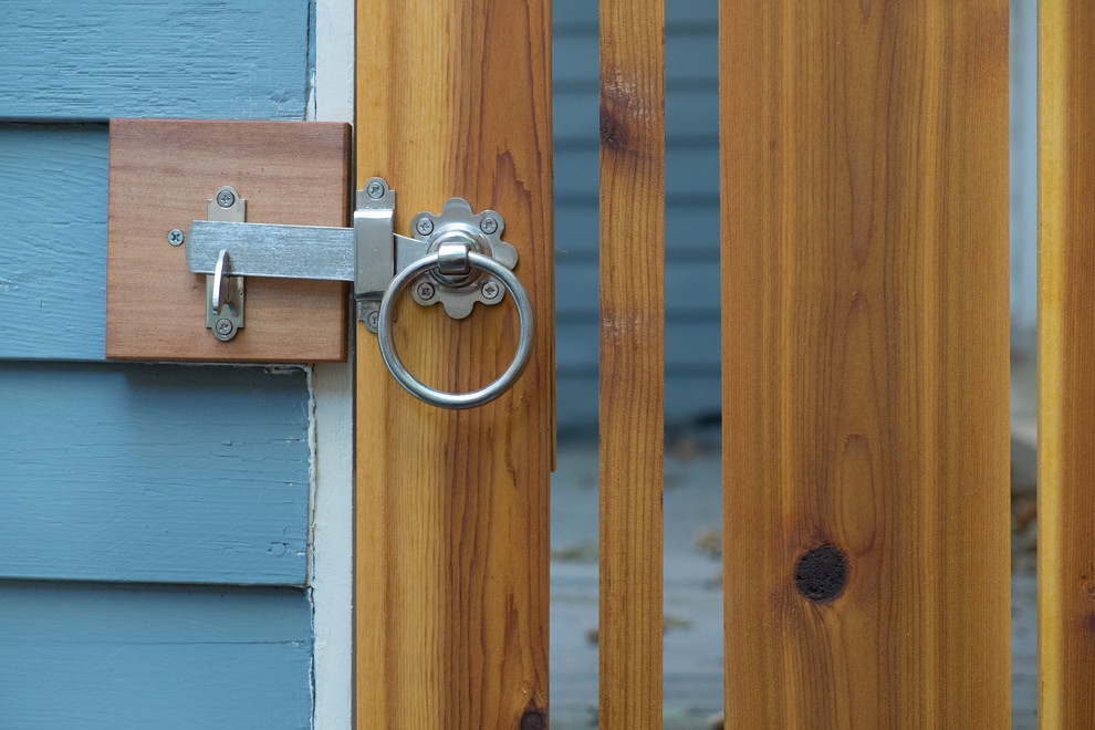 Traditional ring gate latch in 316 stainless steel on wood gate ...