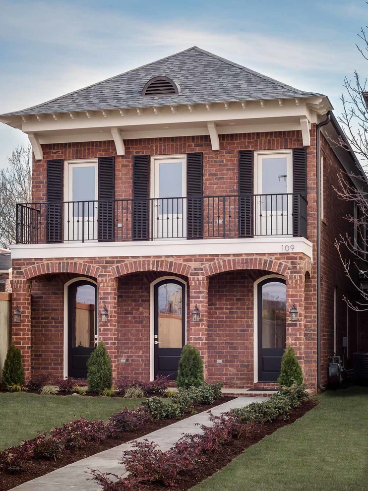 Traditional Townhouse - Downtown Memphis - Classique - Façade - Autres ...