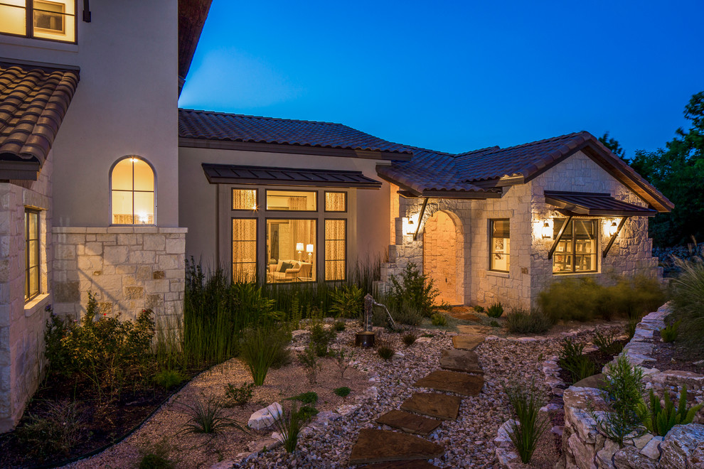 Transitional Farmhouse - Farmhouse - Exterior - Austin - by Vanguard ...