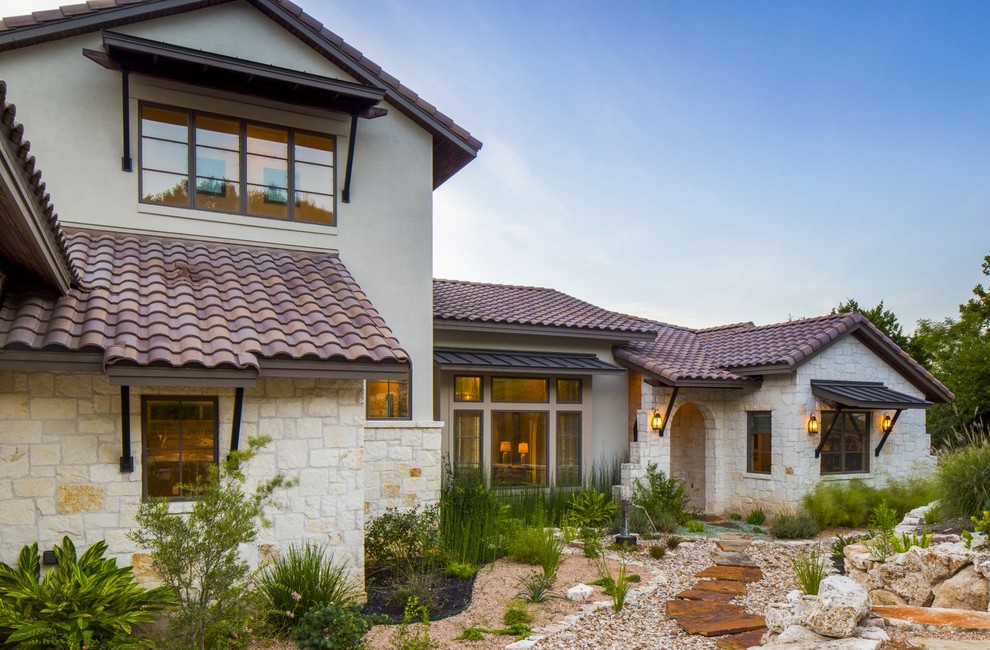 Transitional Farmhouse - Farmhouse - Exterior - Austin - by Vanguard ...