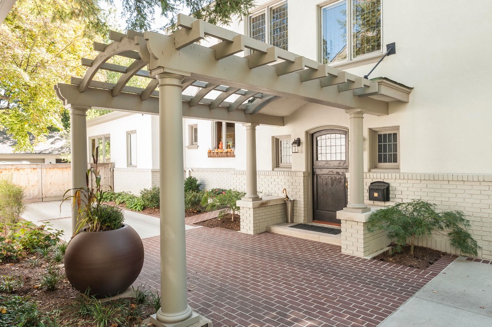 Trellis Side Entry - Traditional - Exterior - Indianapolis - by ...