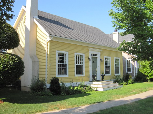 Village Yellow House - Contemporary - Exterior - Toronto - by Parker ...