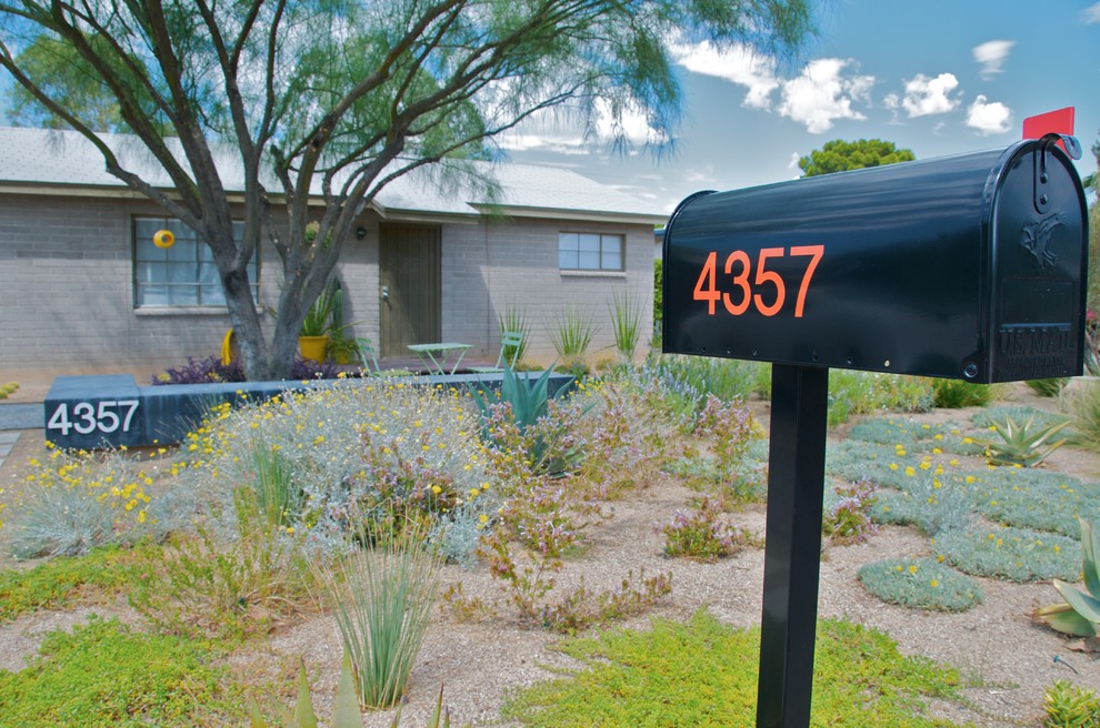 vinyl mailbox numbers and curb stencil - Modern - Exterior - Phoenix ...
