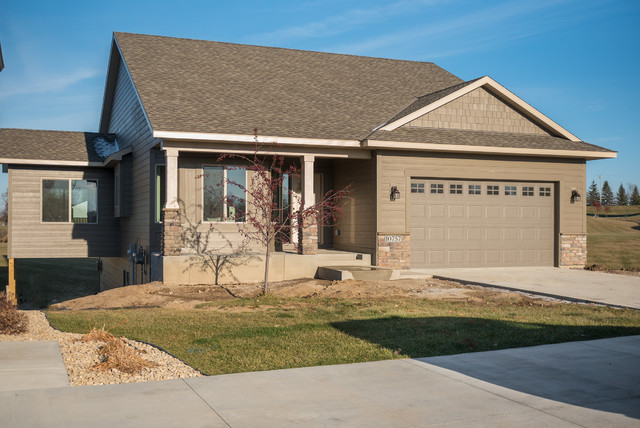 Walk out Rambler, Hanover - Traditional - Exterior - Minneapolis - by ...