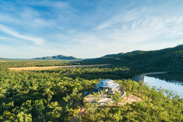 Walsh River House - Rustic - Exterior - Cairns - by JMc Architects | Houzz