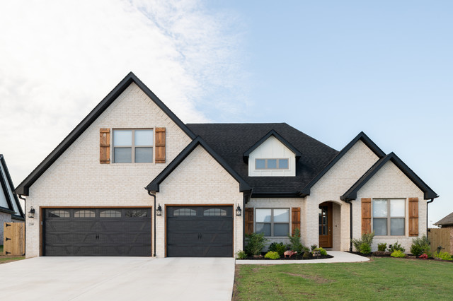 White Pine - Transitional - House Exterior - Dallas - by Acme Brick ...