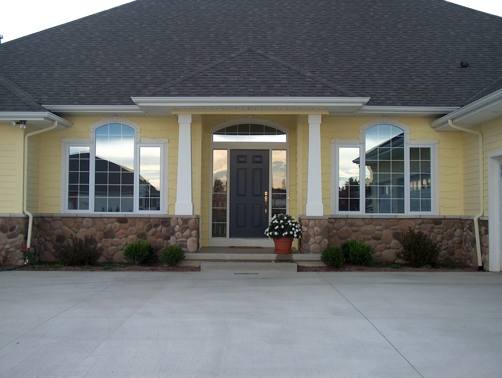 Windows - Traditional - Exterior - Other - by DuHADWAY | Houzz