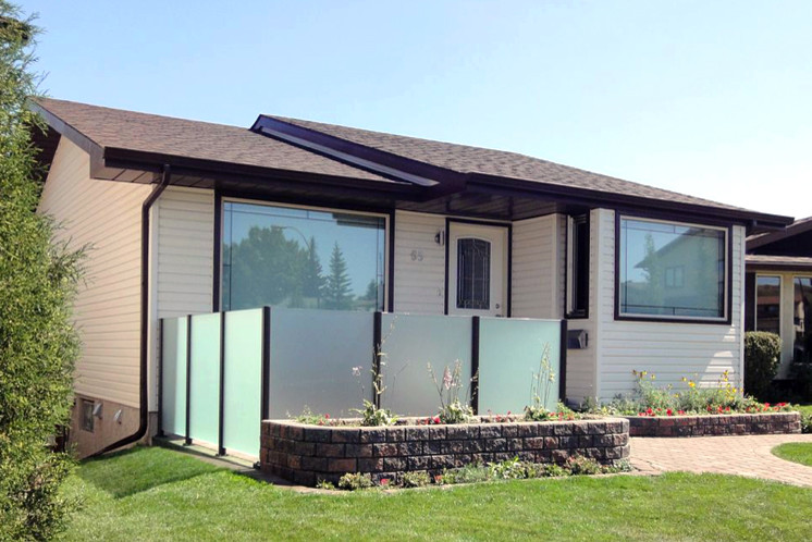 Windscreen and Privacy Glass - Exterior - Calgary - by DeckView Glass ...