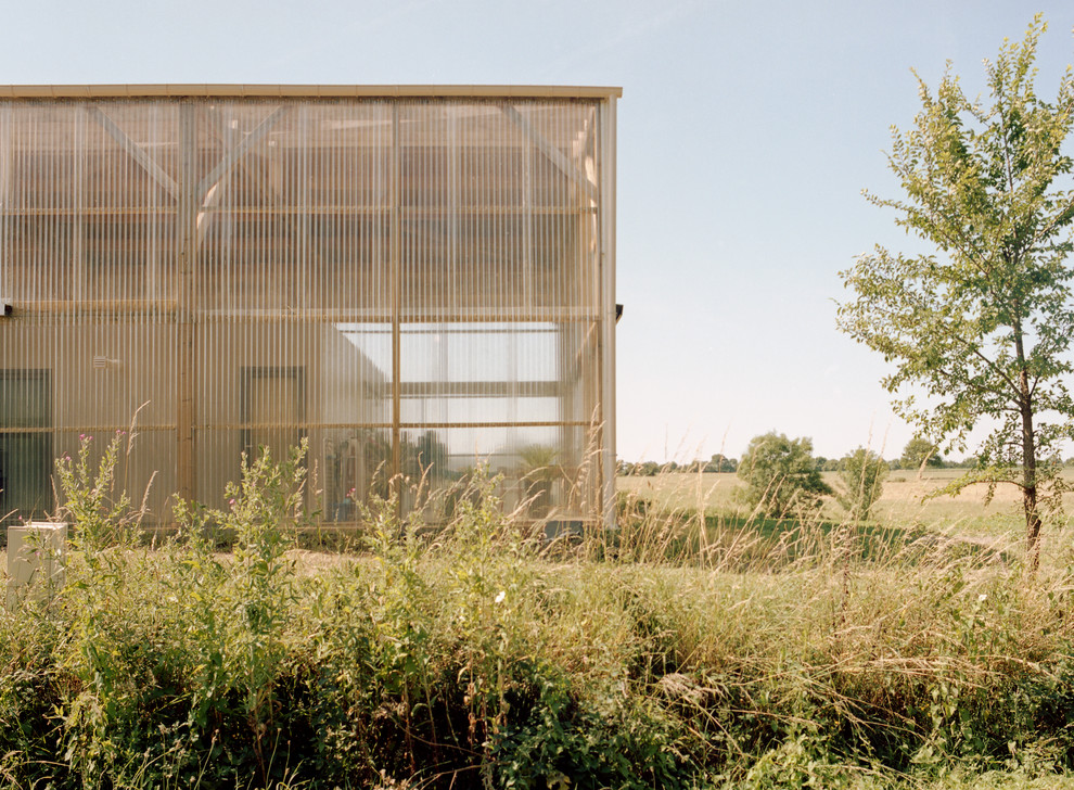 L'architecture est dans le Pré - Farmhouse - Exterior - Nantes - by BNA ...