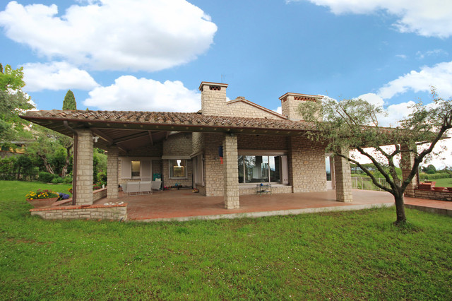 Villa classica e moderna | 400 mq - Moderno - Fachada - Milán - de JFD ...