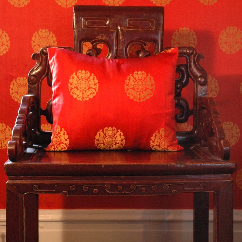 "A Backwards Glance" - Traditional - Family Room - Chicago - by Sanjay ...