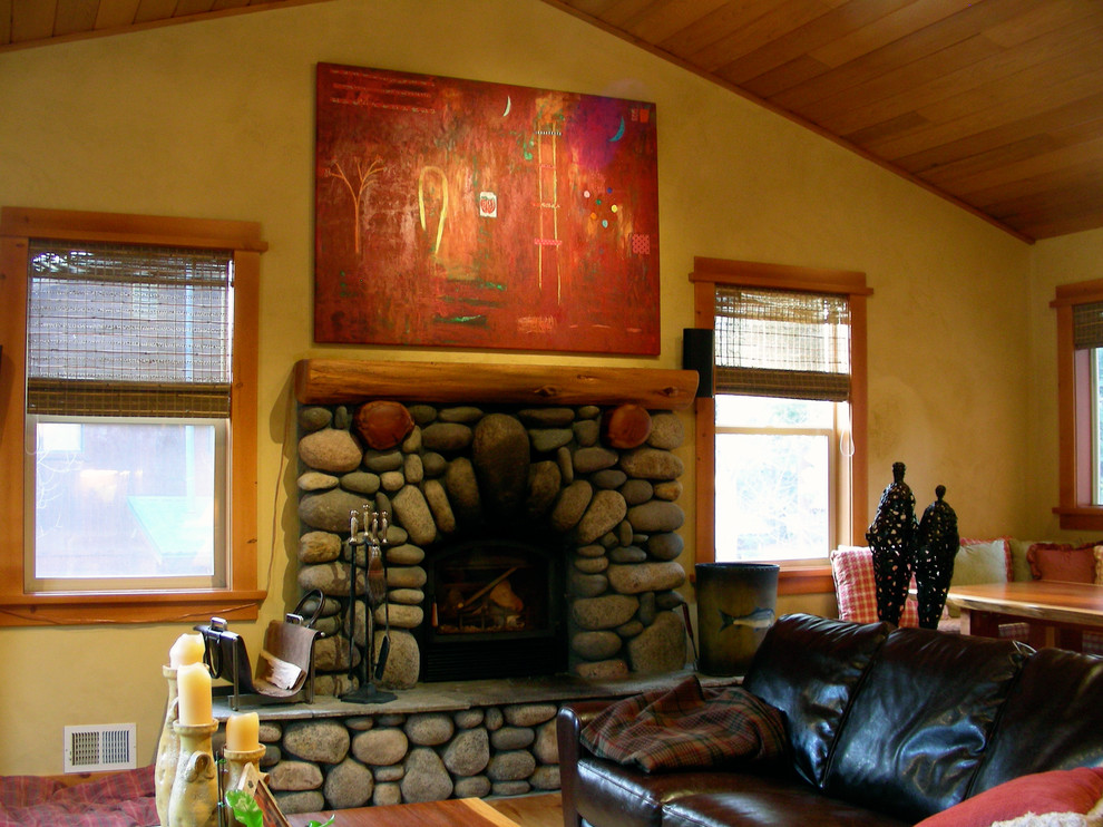 Art in the Family Room - Traditional - Family Room - New York - by ...