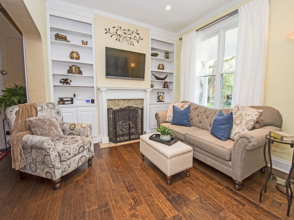 Aspinwall, PA Home Staging - Traditional - Family Room - Philadelphia ...