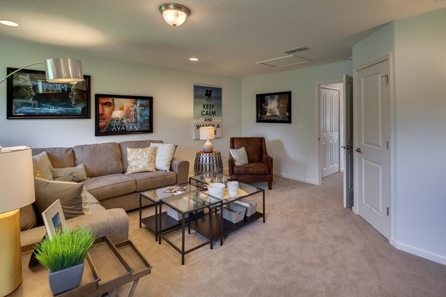 Avalon II Project Photos - Classique Chic - Salle de Séjour ...