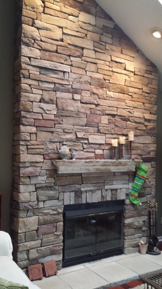 Boral Cultured Stone - Country Ledgestone - Traditional - Family Room ...