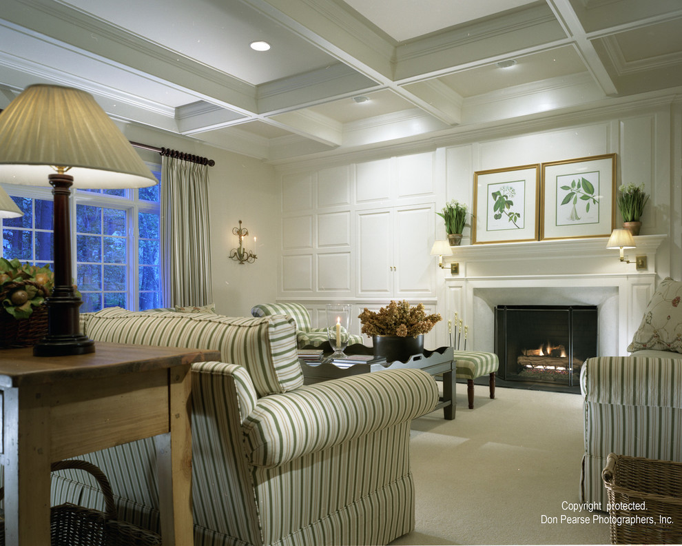 Brooke Farm - Vaughan and Sautter Builders - Traditional - Family Room ...