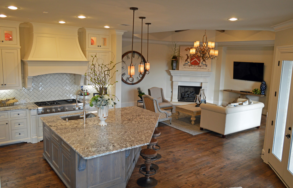 Cambridge Homes model located at Red Hawk - Family Room - Dallas - by ...