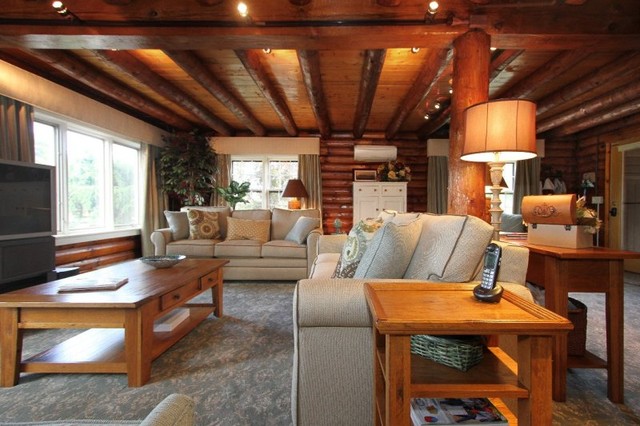 Colts Neck Log Cabin Home - Campagne - Salle de Séjour - New York - par ...