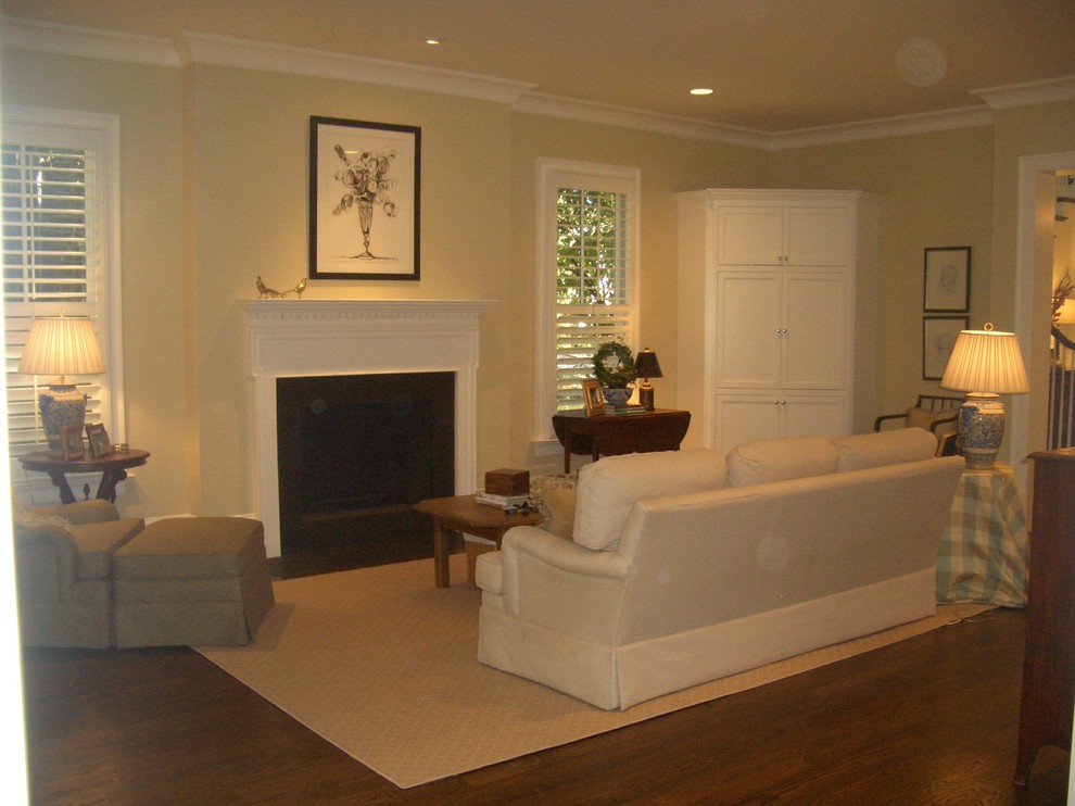 Creech Custom Builders - Traditional - Family Room - Atlanta - by Neal ...