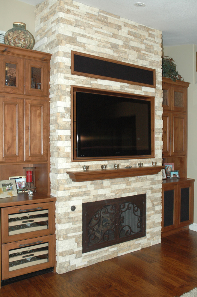 Entertainment Center and Fireplace - Family Room - Los Angeles | Houzz