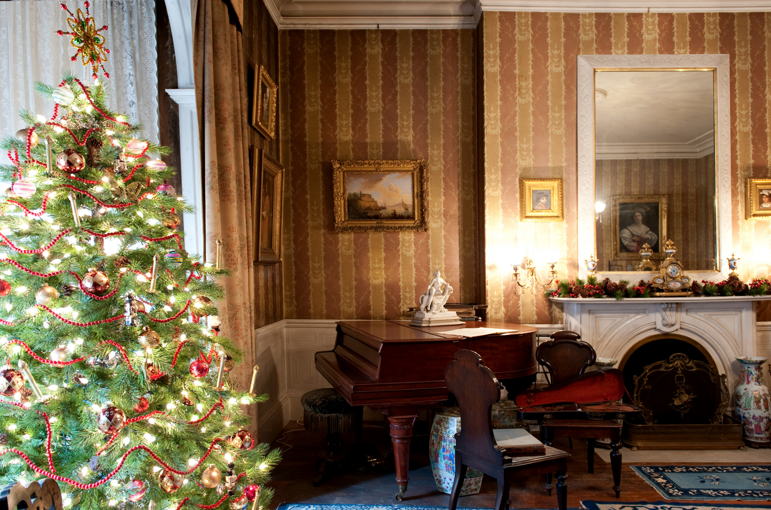 Christmas Victorian Rooms Victorian Christmas Decor Ideas: