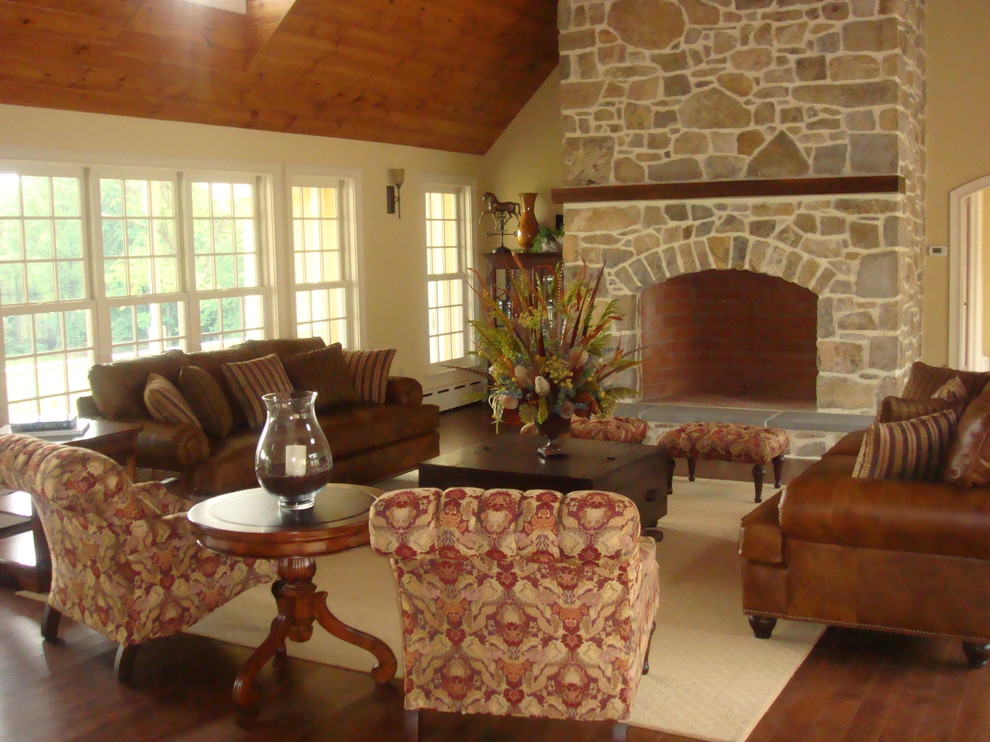 Jennifer Smith Designs - Family Room - Philadelphia - by Jennifer Smith ...