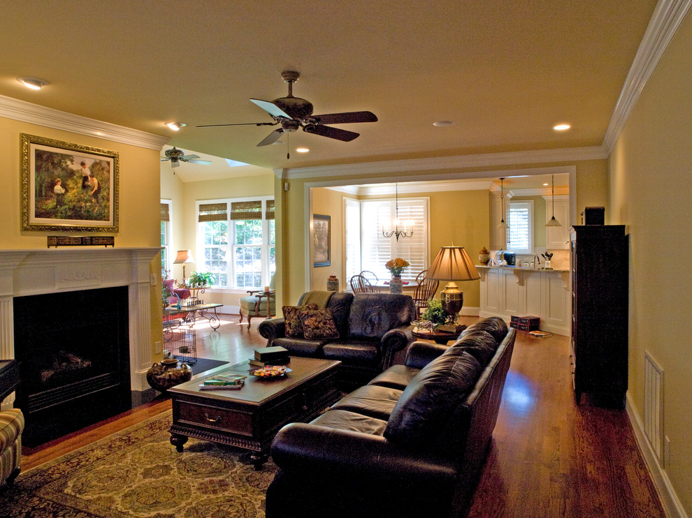 Kitchen, Remodel, Refresh 2003 Home - Traditional - Family Room ...