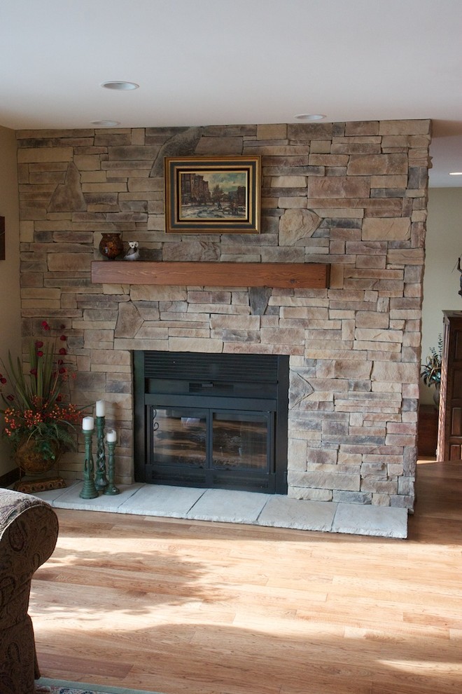 Ledge Stone - Wisconsin Prairie Style - Traditional - Family Room ...