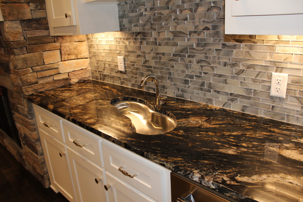 Modern Craftsman - Rustic - Family Room - Austin - by Mike Pardue Homes ...