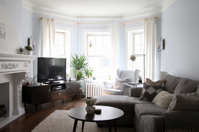 My Houzz: Bright and Airy 1920s Chicago Walk-Up Apartment