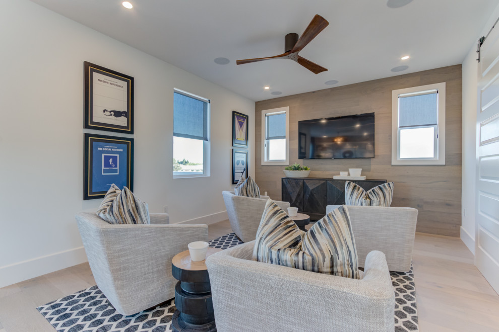 Nuevo ESTATES by SummerHill Homes: Lot 68 Plan 3AR Penthouse - Sala de ...