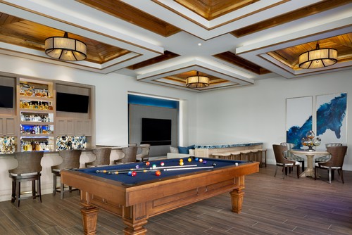 45+ Pool Table Room (OUTSTANDING & ELEGANT) - Billard Rooms