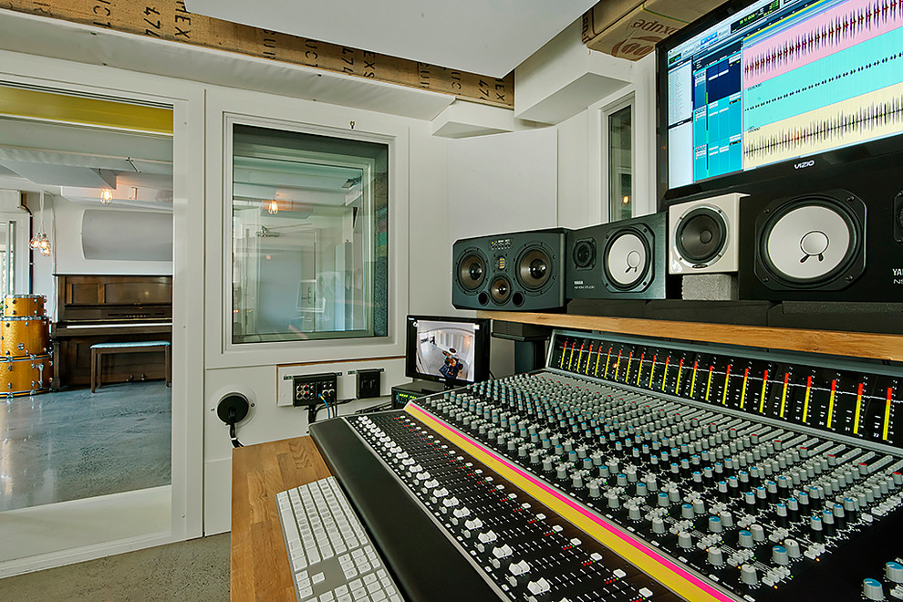 Push/Pull Recording Studio - Modern - Family Room - Seattle - by Bakstad Construction | Houzz