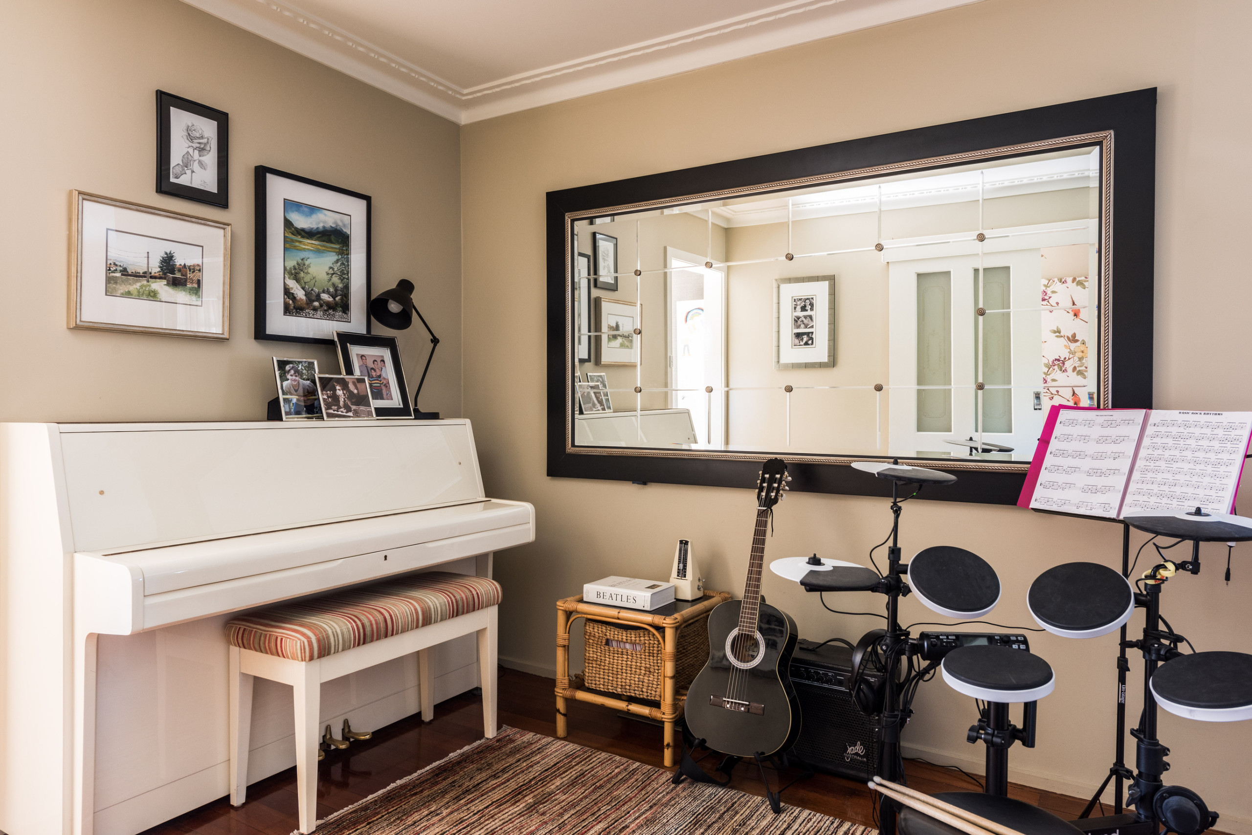 How to Arrange Space When Everyone Works and Studies At Home | Houzz NZ