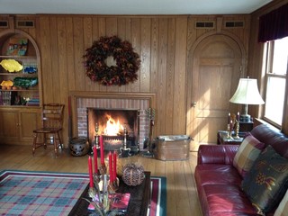 Rustic and cozy den at Green Bend Farm - Traditional - Family Room ...