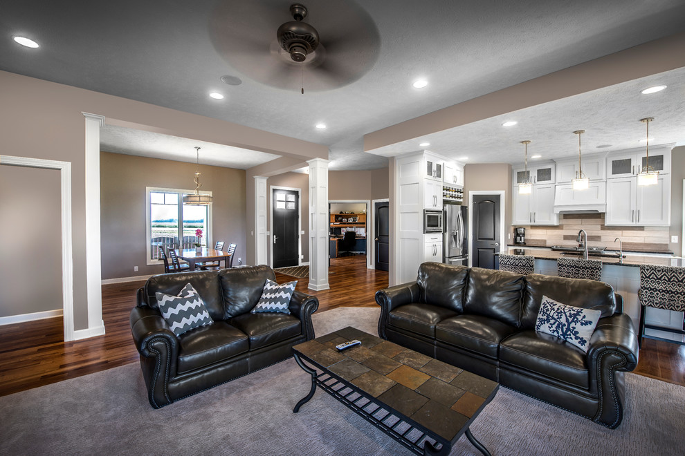 Stagecoach - Transitional - Family Room - Omaha - by Rezac Construction ...
