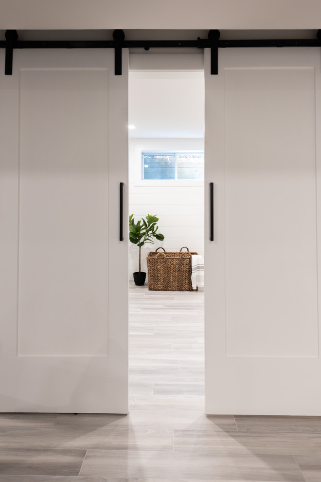 Stéphanie Fortier Design- CASE DRIVE - Farmhouse - Family Room ...