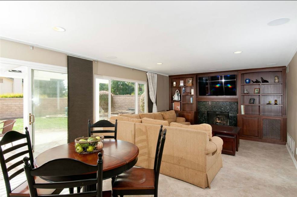 Stratton Family Room - Traditional - Family Room - Los Angeles - by ...