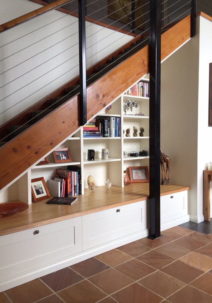 Under stair case fit out - Moderno - Sala de estar - Perth - de Built ...