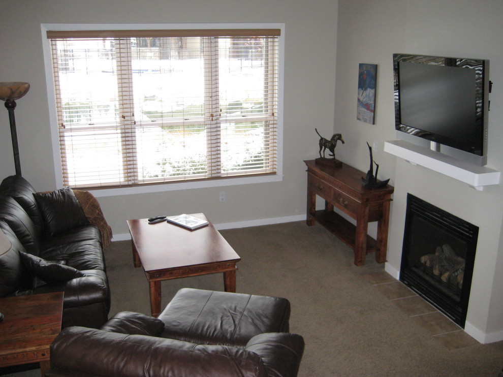 Whitefish Montana Vacation Rental - Traditional - Family Room - Los ...