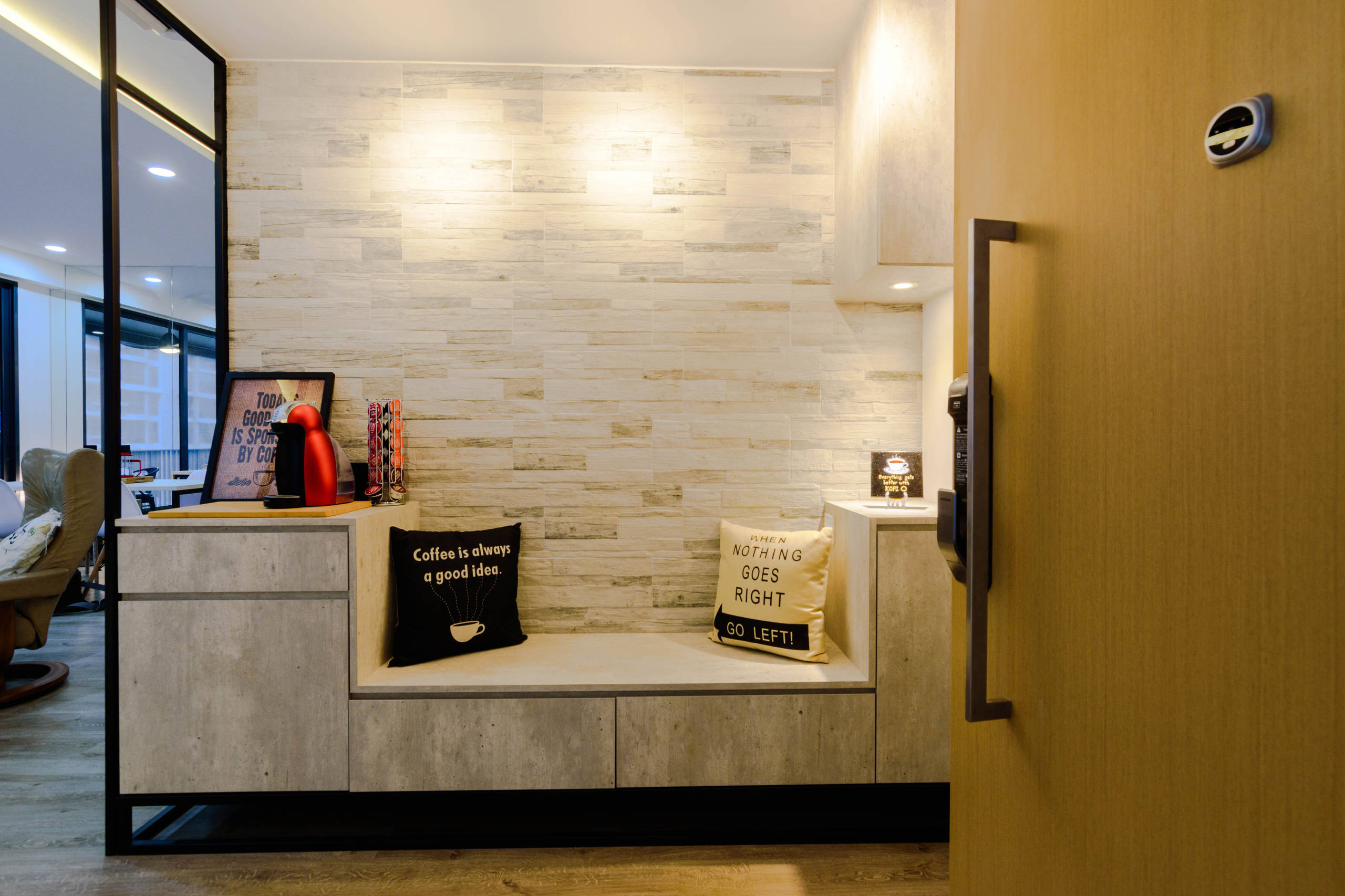 Apartment Entrance Ideas