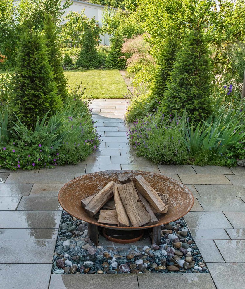 Die Sichtachse von der Feuerstelle aus - Landhausstil - Garten - Sonstige - von auderset fischer ...