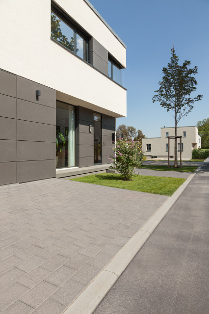 Ein Pflasterformat für moderne Gestaltung. - Modern - Garten ...