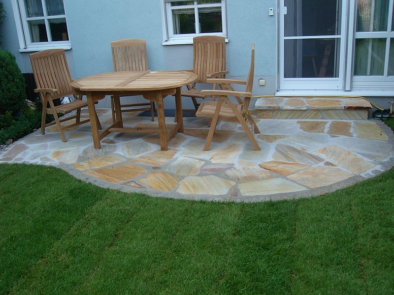 Terassen - Traditional - Landscape - Munich - by Hermann Montage ...