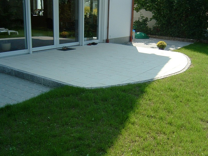 Terassen - Traditional - Landscape - Munich - by Hermann Montage ...