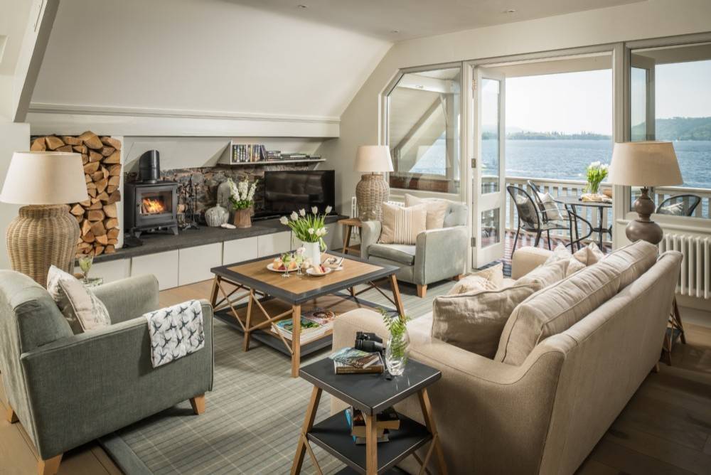 6 Dream Homes with Lakeside Views | Houzz IE