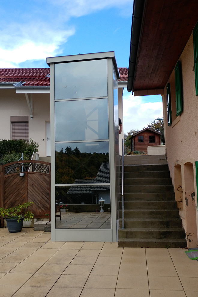 Ascensore domestico per esterno Suite a Gimel, Svizzera - Garage - Other - by NOVA Elevators | Houzz