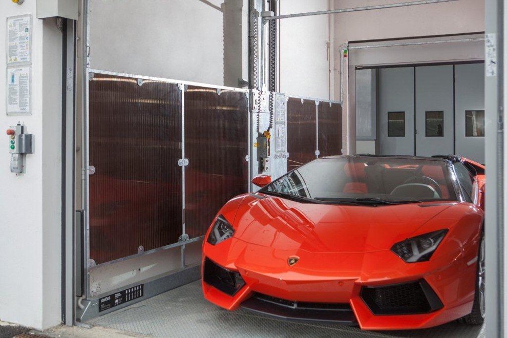Car lift for super luxury cars - Garage - Bologna - von IdealPark Srl ...