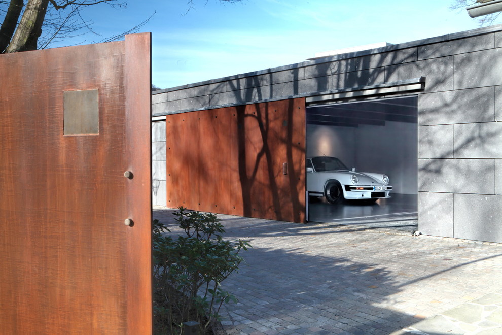 Die etwas andere Garage - Contemporary - Garage - Cologne - by ...